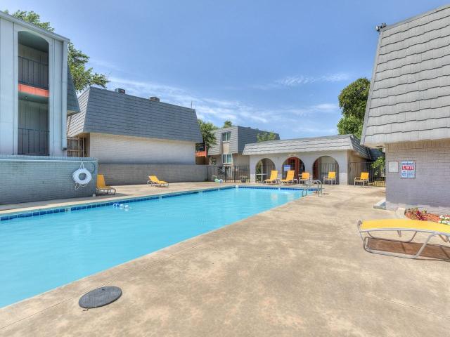 Heights On 44th 2 Bedroom Apartment for Rent at 3451 Se 44th St, Del City, OK 73135