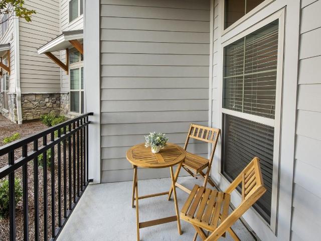 Heights at Millcroft 2 Bedroom Apartment for Rent at 4271 Woodward Mill Rd, Sugar Hill, GA 30518