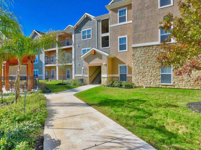 Heights at Converse 1 Bedroom Apartment for Rent at 7855 Kitty Hawk Road, Converse, TX 78109 Converse