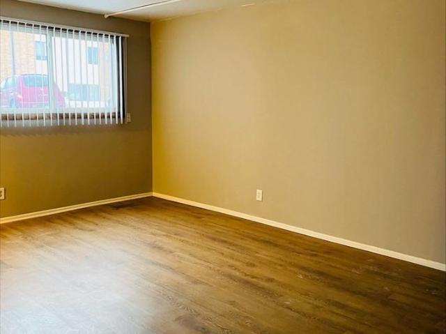 Heights Apartments 1 Bedroom Apartment for Rent at 191 Island Park Dr Ne, Fridley, MN 55432 Fridley