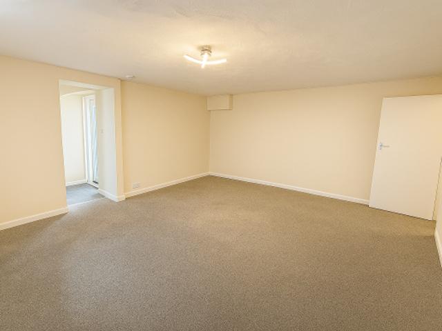Hele Road, Torquay, TQ2