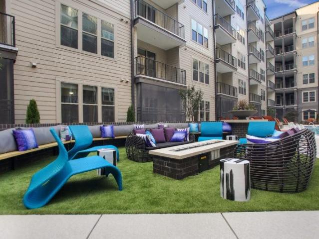 Helios 1 Bedroom Apartment for Rent at 2470 Cheshire Bridge Rd Ne, Atlanta, GA 30324 Lindridge Martin Manor