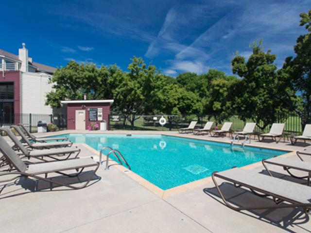 Helix 1 Bedroom Apartment for Rent at 7450 Highway 7, St. Louis Park, MN 55426 Oak Hill