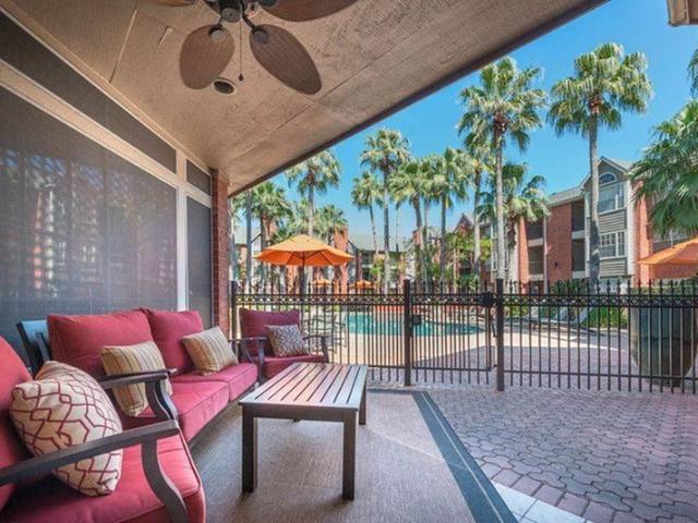 Helix at Med Center 2 Bedroom Apartment for Rent at 7200 Almeda Rd, Houston, TX 77054 Astrodome