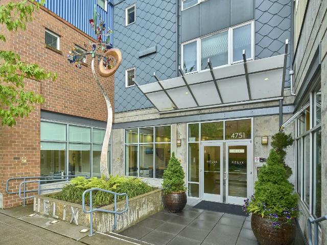 Helix Ellipse Studio Apartment for Rent at 4751 12th Ave Ne, Seattle, WA 98105 University District