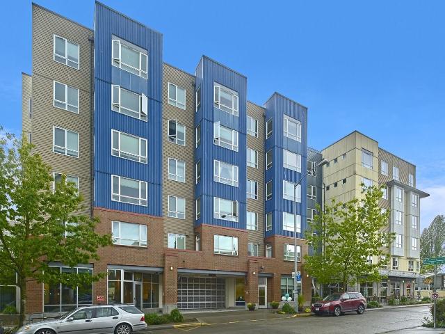 Helix Ellipse Studio Apartment for Rent at 4751 12th Ave Ne, Seattle, WA 98105 University District