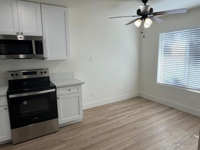 Helix Manor Townhomes 2 Bedroom Apartment for Rent at 4261 Lowell St, La Mesa, CA 91941 La Mesa