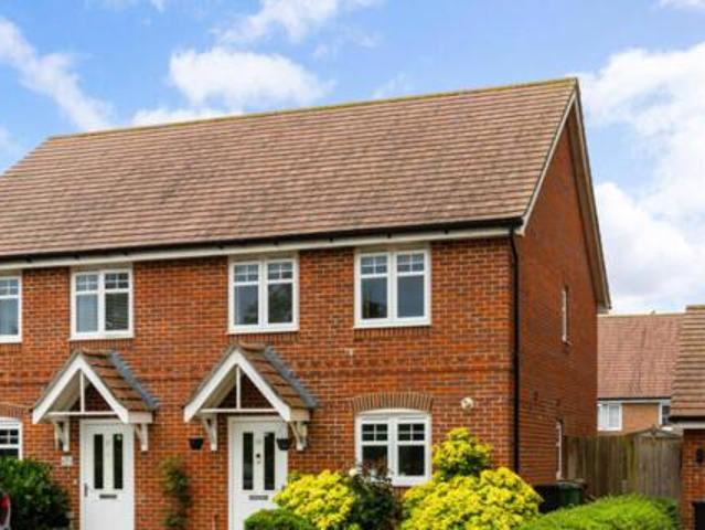 Hellingly, Goldfinch Lane, East Sussex, 2 Bedroom Semi detached