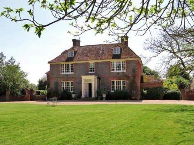 Hellingly, North Street, Hailsham, 6 Bedroom Detached