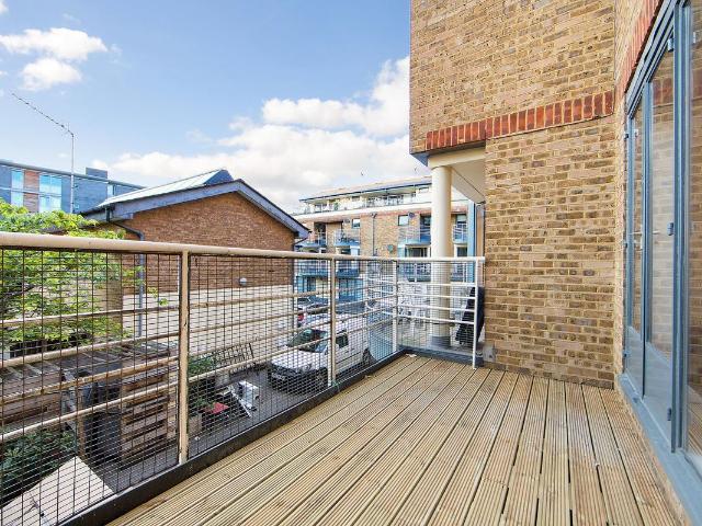 Hellings Street, Wapping E1W, 4 bed terraced house to rent, £3,850 pcm | PrimeLocation