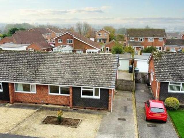 Helmdon Road, Trowbridge, 2 Bedroom Semi detached