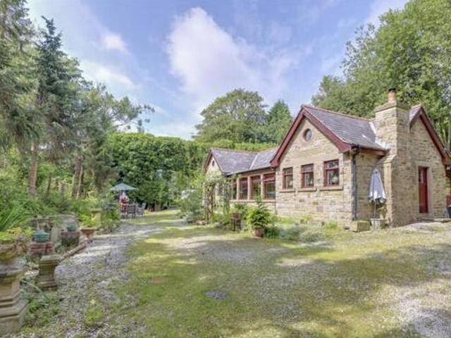 Helmshore Road, Helmshore, 2 Bedroom Detached