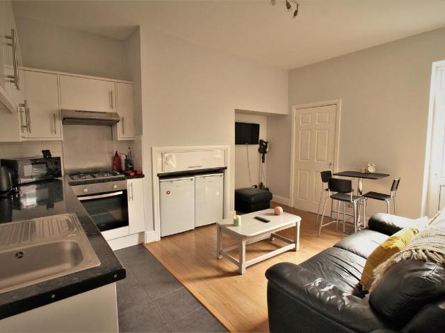 Helmsley Road, Newcastle Upon Tyne NE2, 3 bed property to rent, £1,434 pcm | PrimeLocation