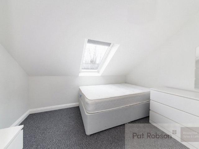 Helmsley Road Room 4, Sandyford, Newcastle Upon Tyne NE2, Room to rent, £500 pcm | PrimeLocation