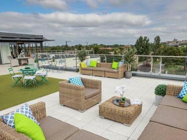 Helston Lane, Castle View Retirement Village, Windsor, 2 Bedroom Apartment