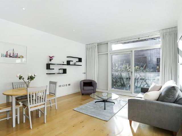 Hepworth Court, 30 Gatliff Road. 1 bed apartment to rent £3,198 pcm £738 pw