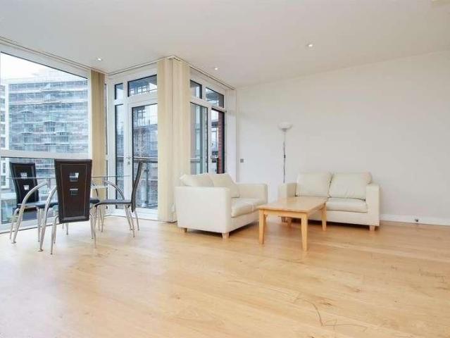 Hepworth Court, Grosvenor Waterside, Gatliff Road, London, SW1W