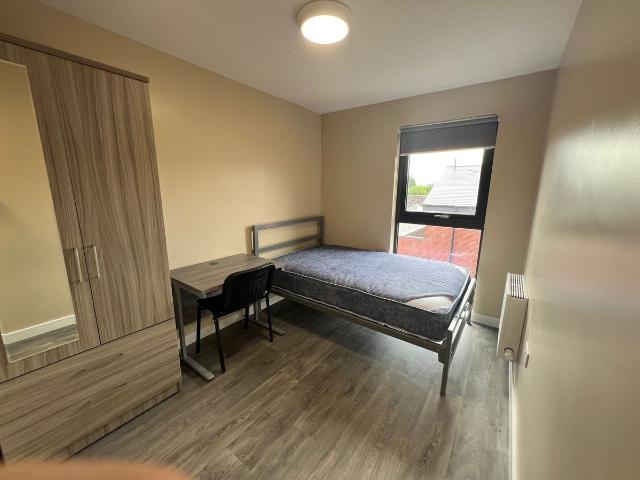 Hepburn Court, Hepburn Road, Bristol BS2, 6 bed flat to rent, £4,200 pcm | PrimeLocation