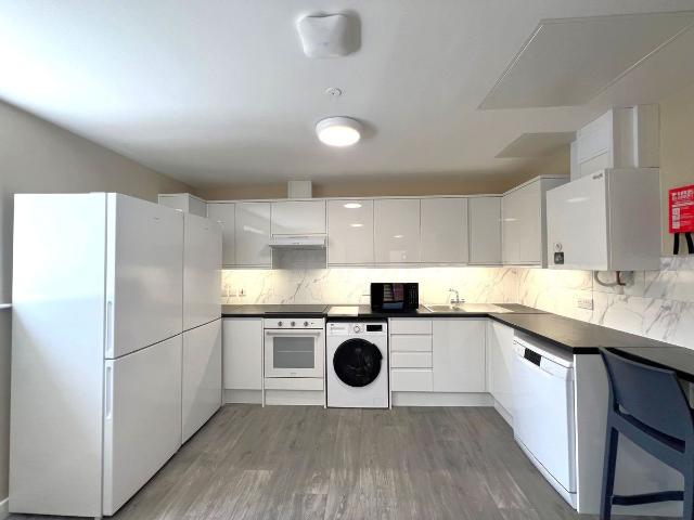 Hepburn Court, Hepburn Road, Bristol BS2, 7 bed flat to rent, £4,900 pcm | PrimeLocation