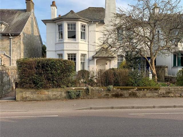 Hepburn Gardens, St Andrews, Fife, KY16 5 bed flat to rent £5,725 pcm £1,321 pw