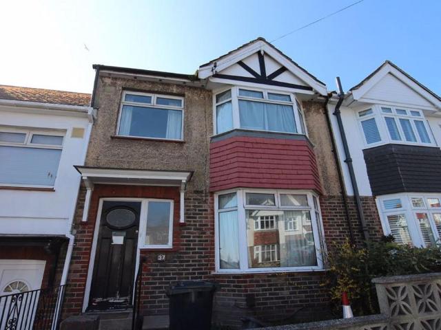 Hertford Road BN1 7GG 5 bed house to rent £2,925 pcm £675 pw