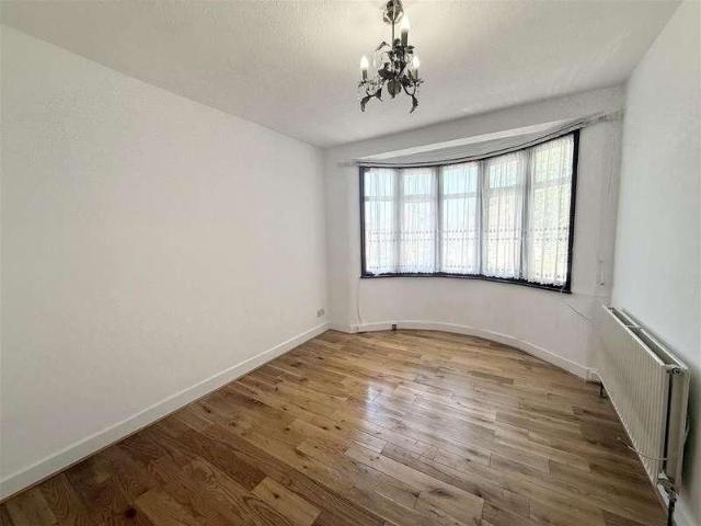 Hertford Road, Edmonton, N9