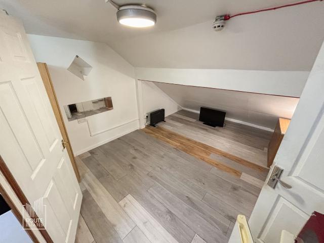 Hertford Road, Enfield EN3, Studio to rent, £700 pcm | PrimeLocation