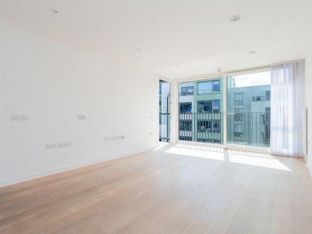 Hertford Road, Hertford Road N1, 2 bed flat to rent, £3,350 pcm | PrimeLocation