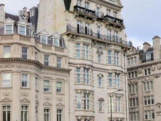 Hertford Street, London W1J 3 bed flat to rent £10,833 pcm £2,500 pw