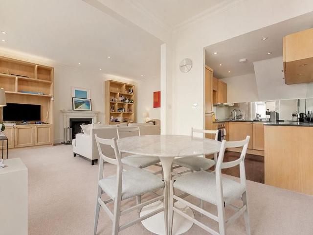 Hertford Street, Mayfair, London W1J, 2 bed flat to rent, £4,788 pcm | PrimeLocation