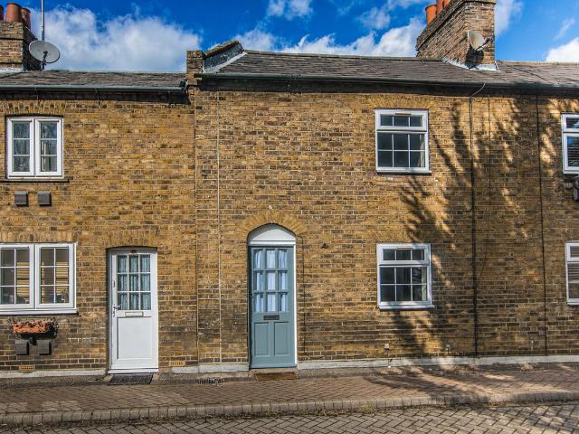 Hertingfordbury Road, Hertford SG14, 2 bed terraced house to rent, £1,400 pcm | PrimeLocation
