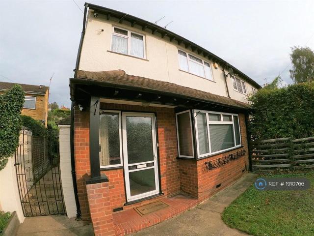 Hertingfordbury Road, Hertford, SG14 4 bed semi detached house to rent £2,400 pcm £554 pw