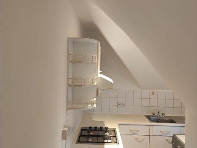 Hervey Close, London N3, 1 bed flat to rent, £1,300 pcm | PrimeLocation