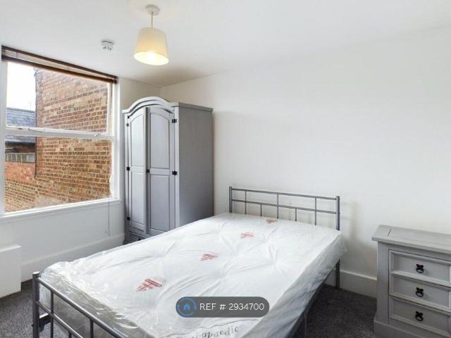 Hervey Street, Northampton NN1, Room to rent, £525 pcm | PrimeLocation