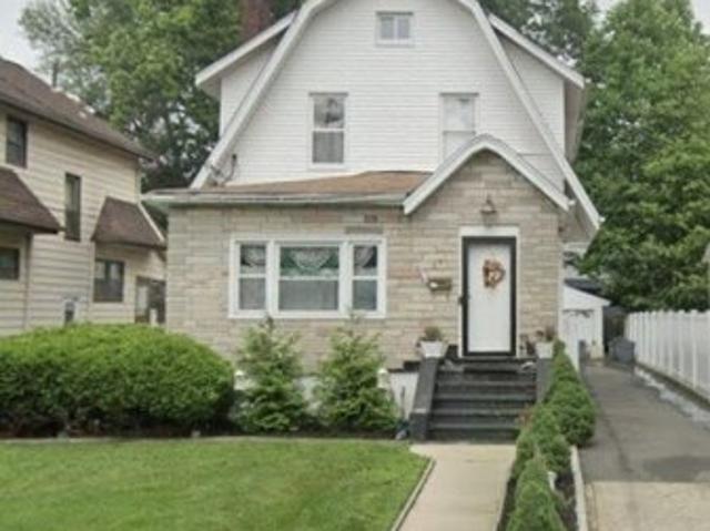 Herzog Pl, Englewood, Home For Sale
