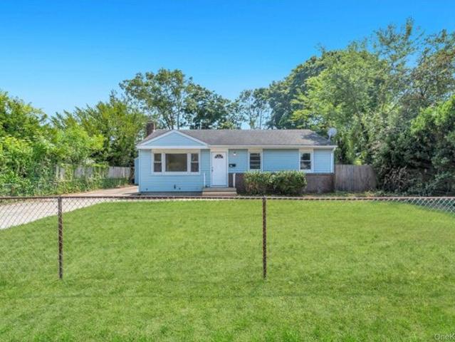 Herbert Cir, Patchogue, Home For Sale