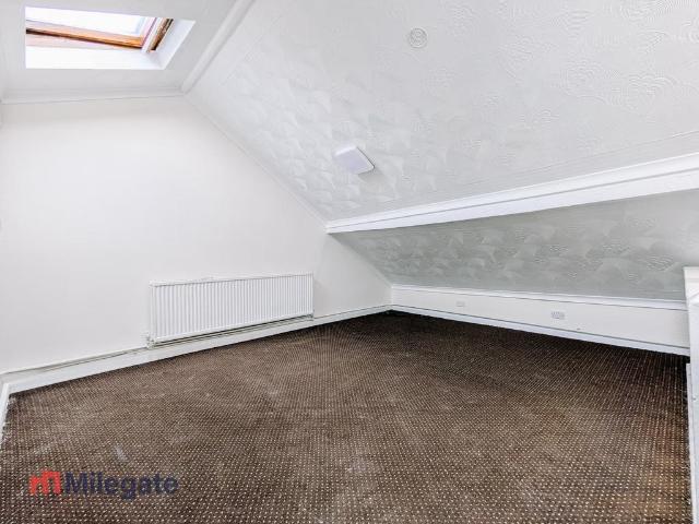Herbert Road, London SE18 2 bed flat to rent £1,450 pcm £335 pw