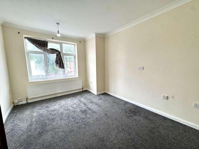 Herbert Road, Southall, UB1