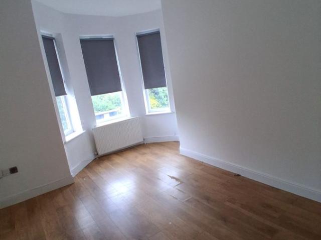 Herbert Road, Woolwich SE18, 2 bed flat to rent, £1,695 pcm | PrimeLocation