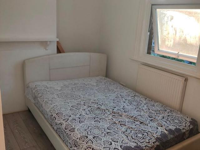 Herbert Road, Woolwich SE18, Room to rent, £500 pcm | PrimeLocation