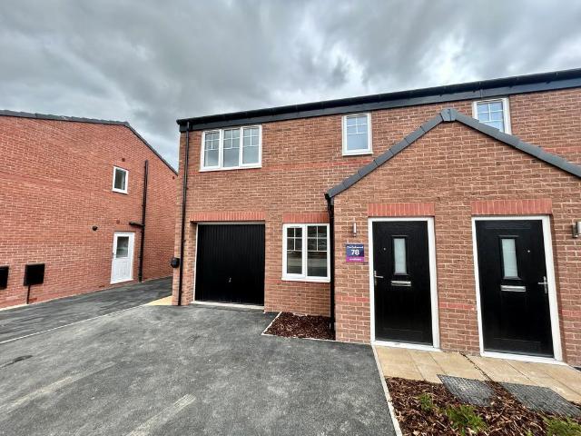 Herbert Street, Eastwood, Nottingham 3 bed house to rent £1,275 pcm £294 pw