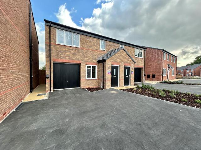 Herbert Street, Eastwood, Nottingham 3 bed house to rent £1,275 pcm £294 pw