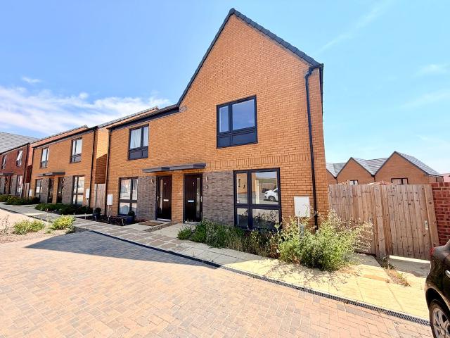 Hercules Drive, Wellingborough NN8, 3 bed semi detached house to rent, £1,200 pcm | PrimeLocation