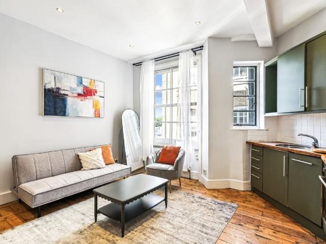 Hereford House, Fulham Road SW10, 1 bed flat to rent, £2,400 pcm | PrimeLocation