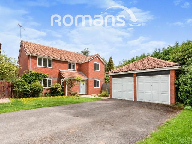 Hereford Mead, Fleet, GU51 4 bed detached house to rent £2,850 pcm £658 pw