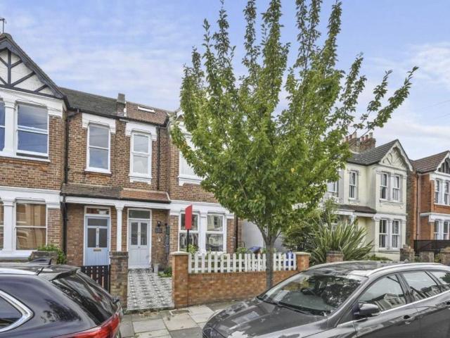 Hereford Road, Acton W3, 1 bed flat to rent, £2,000 pcm | PrimeLocation