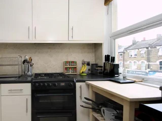 Hereford Road, London, W3 9JW, United Kingdom | 2 bed apartment for rent #154582395 | Rentberry