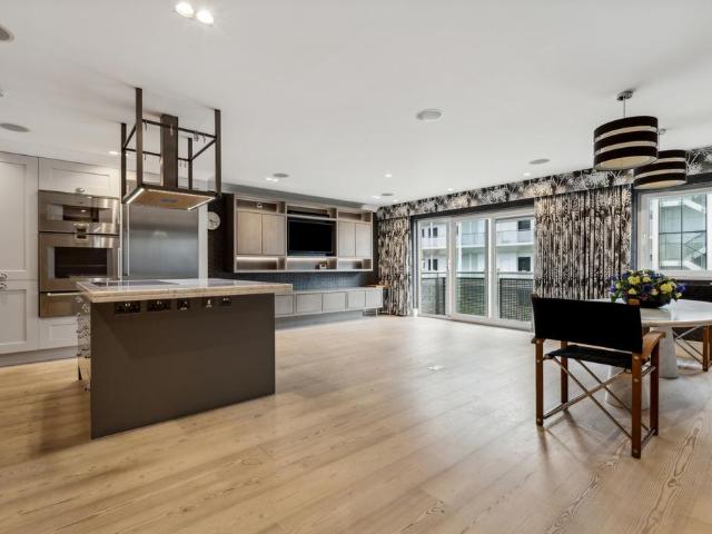 Hereford Road, London, W2 2 bed flat to rent £6,000 pcm £1,385 pw