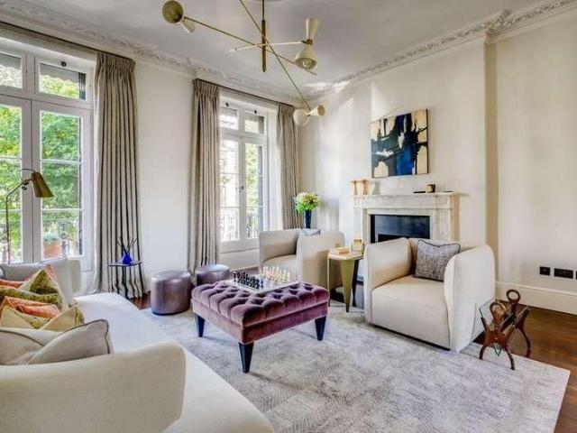 Hereford Road, W2