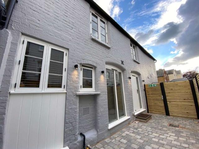 Herefordshire, County Of, UK HR1, 1 bed flat to rent, £825 pcm | PrimeLocation